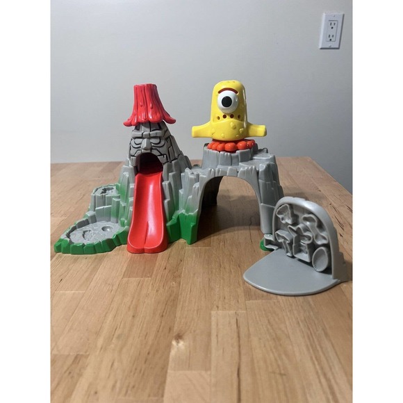 Play-Doh | Toys | Vintage Play Doh Doh Doh Island Tiki Beach Volcano ...